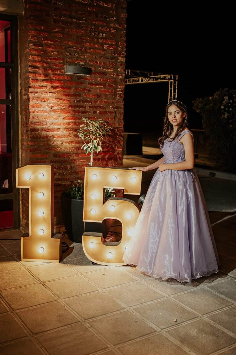 Vestidos para Quince Años: Encuentra el Estilo Perfecto en Rio IV